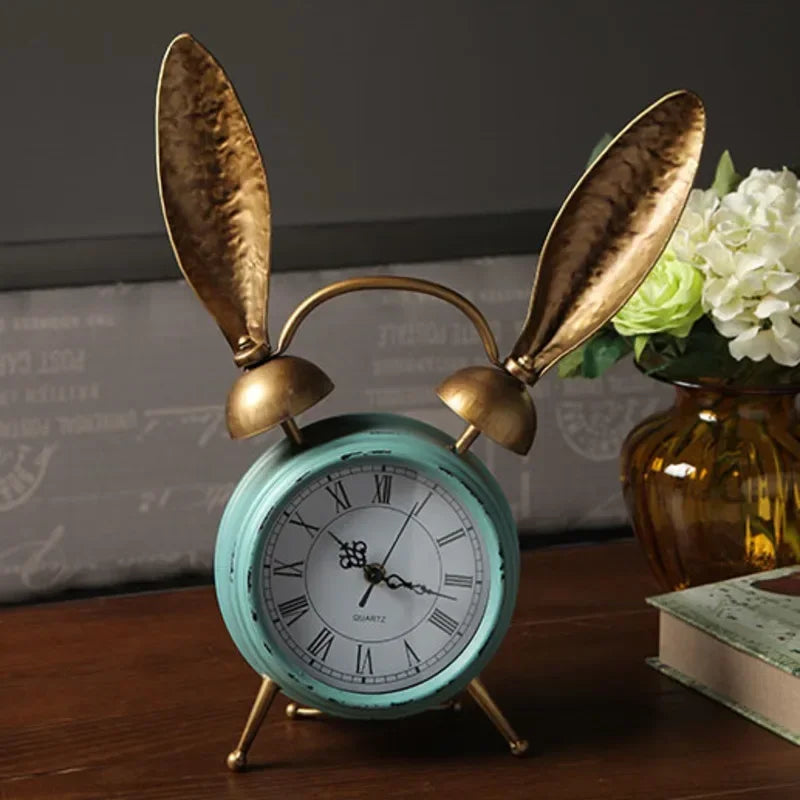 Vintage-style Rabbit Ears Metal Analog Desk Clock on Luulla