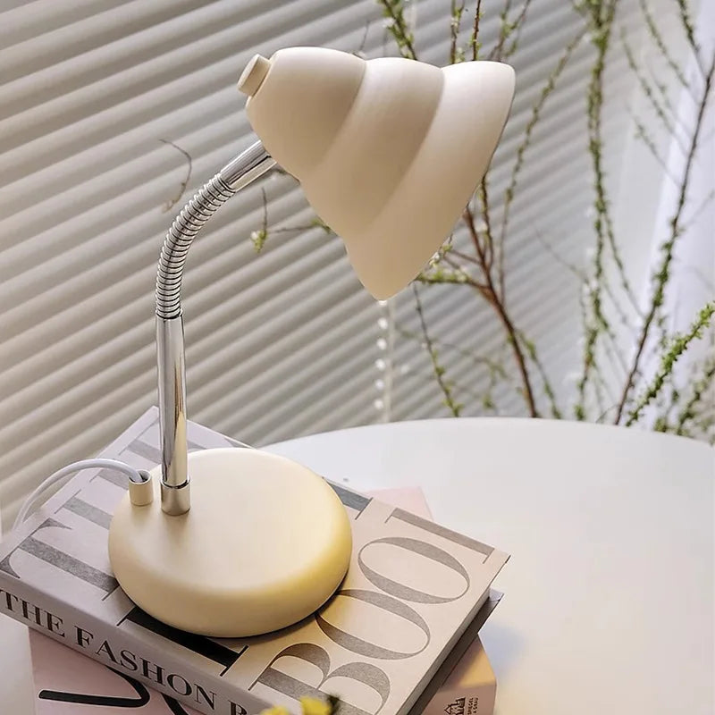 Modern Adjustable Heart-shaped Led Desk Lamp White on Luulla