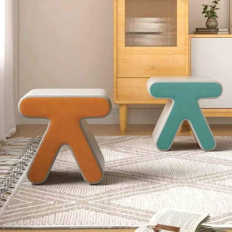 Modern Minimalist T-shaped Wooden Stools, 2-pack on Luulla