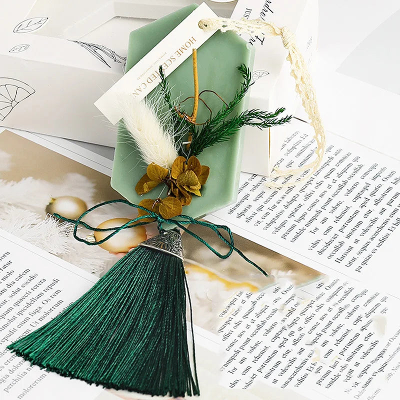 Scented Decorative Wax Tags With Natural Elements on Luulla